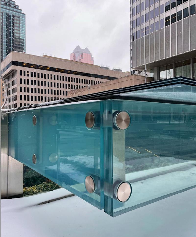 Structural Glazing in High-Rise Buildings: Design, Safety & Innovation ...